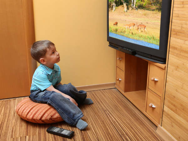Raising children without TV: Good or Bad? - Careerindia