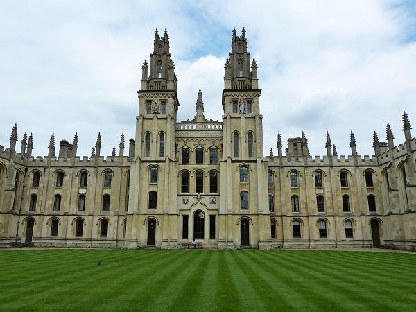 Top engineering universities store