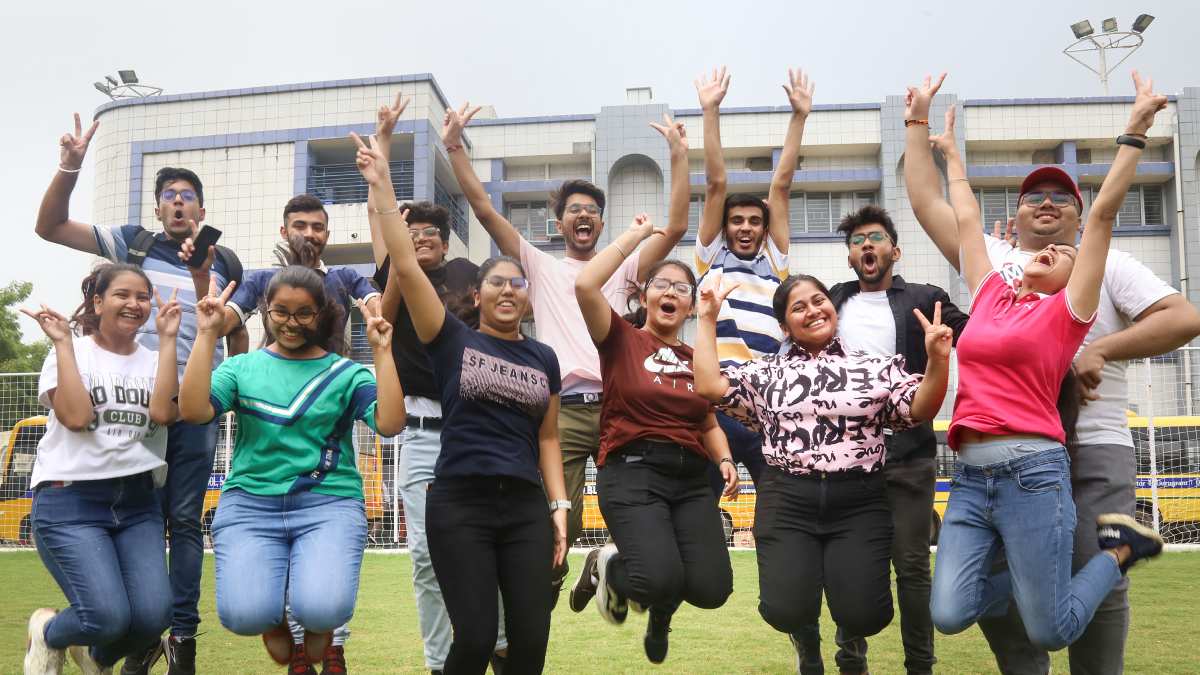 Karnataka SSLC Result 2023: Check Websites, How To Download Class 10 ...