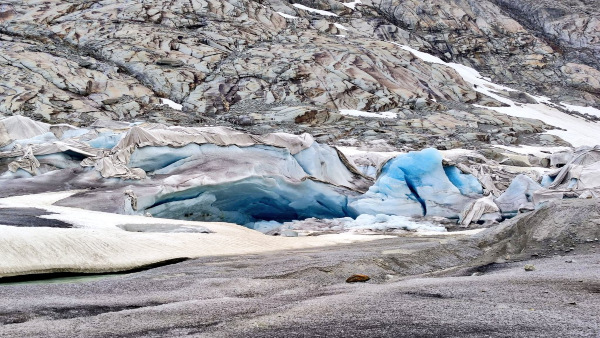 Frozen in Time: How Ice Arrived in India - Careerindia