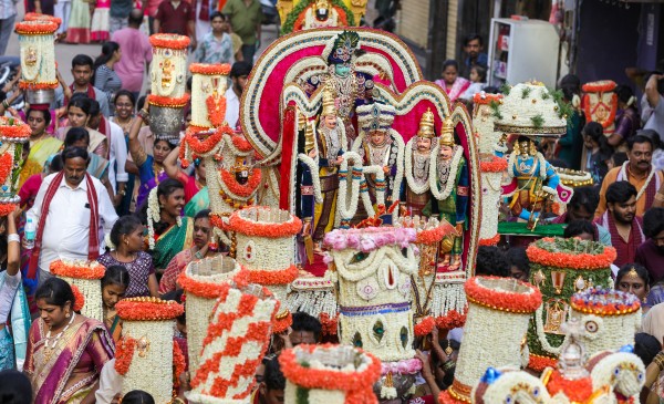 Bengaluru Karaga Festival 2025 – History, Rituals & Significance ...